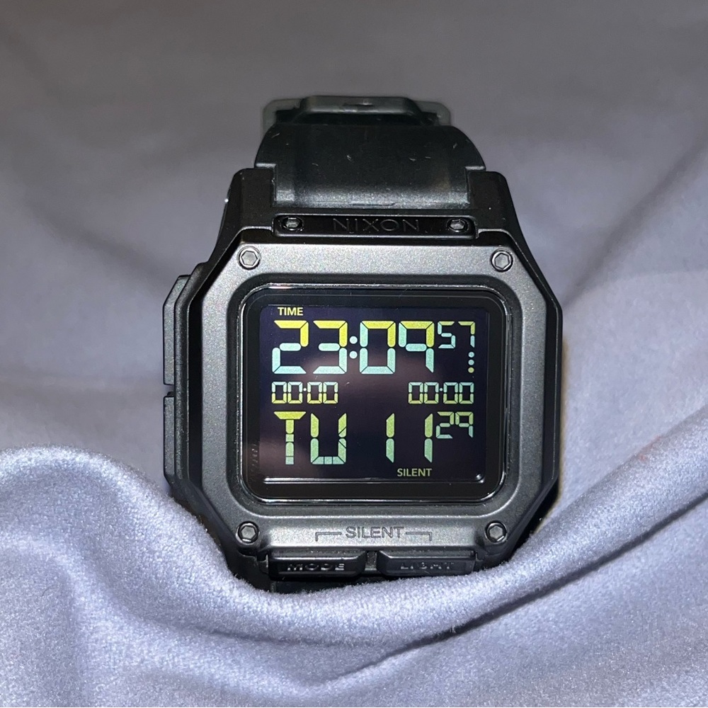 Regulus Digital Watch - Gem